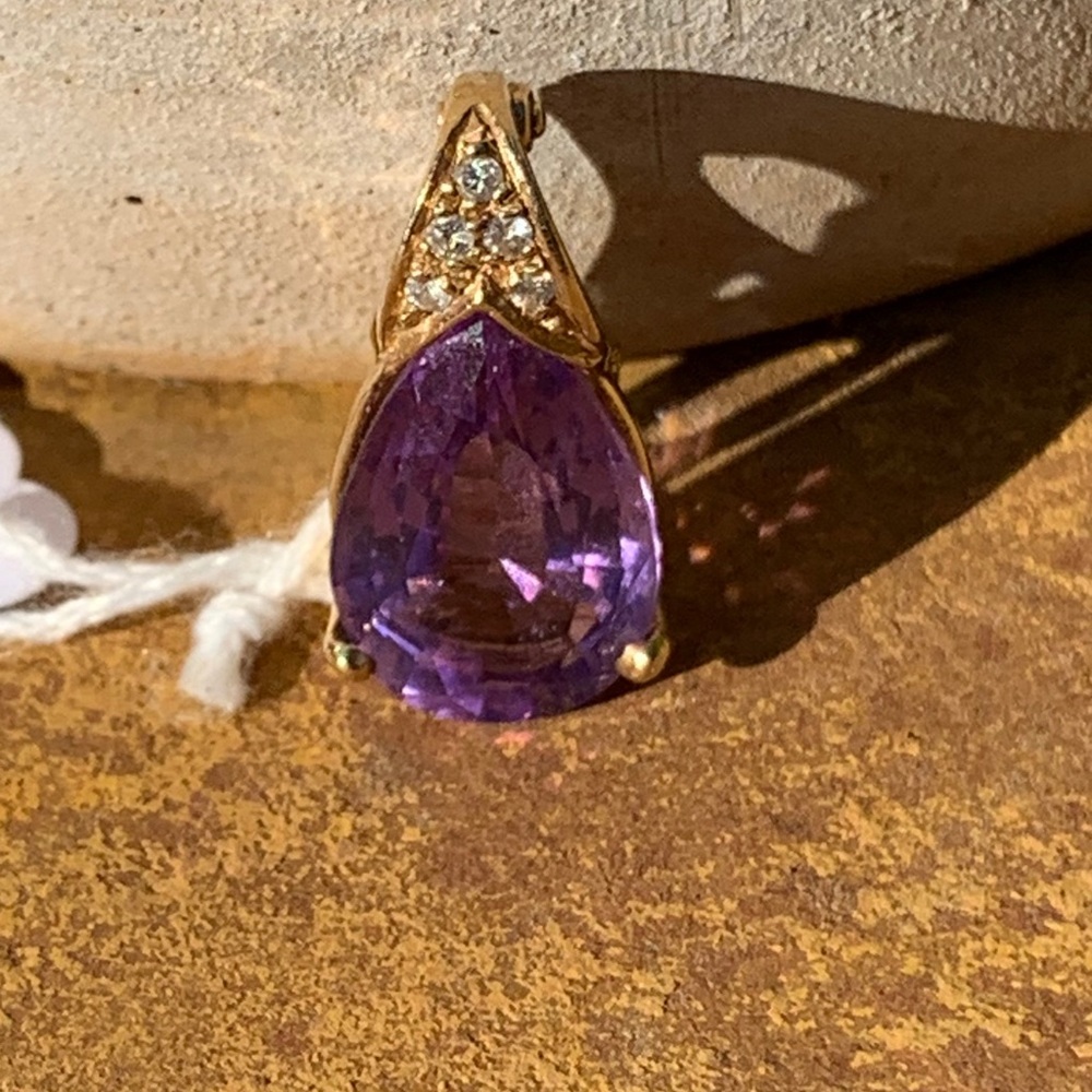 14k Gold Amethyst & Diamond Enhancer - Gem